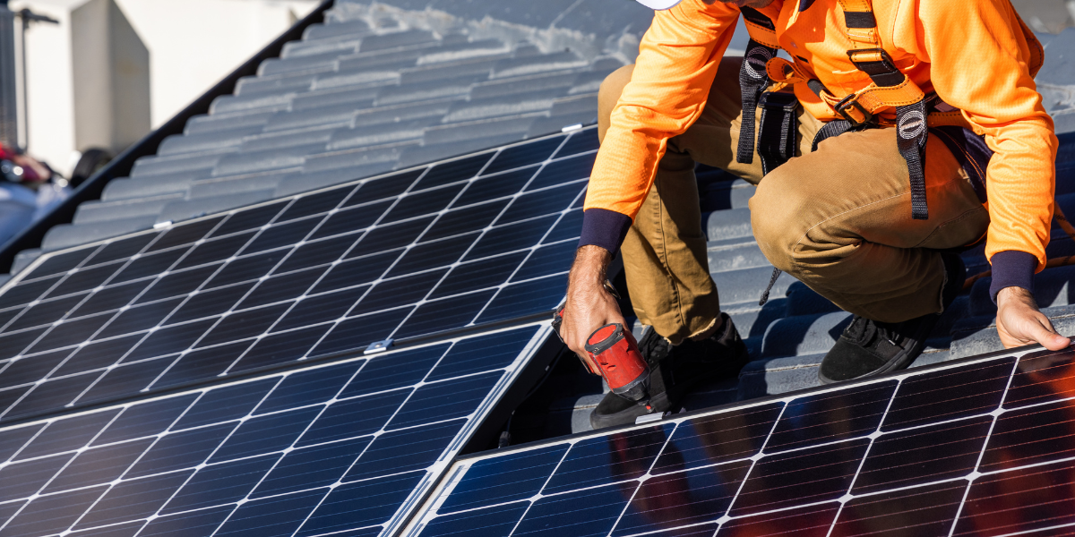 DIY Vs Hiring a Solar Panel Installation Company - Guide 2024 ...